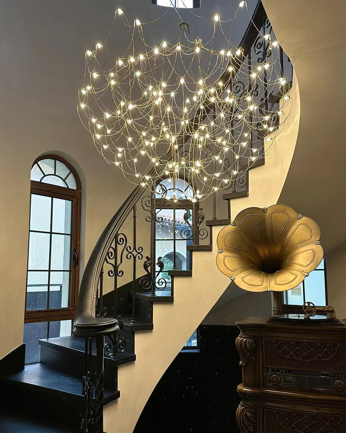 Amos Light Group Chandelier — Mooiehome