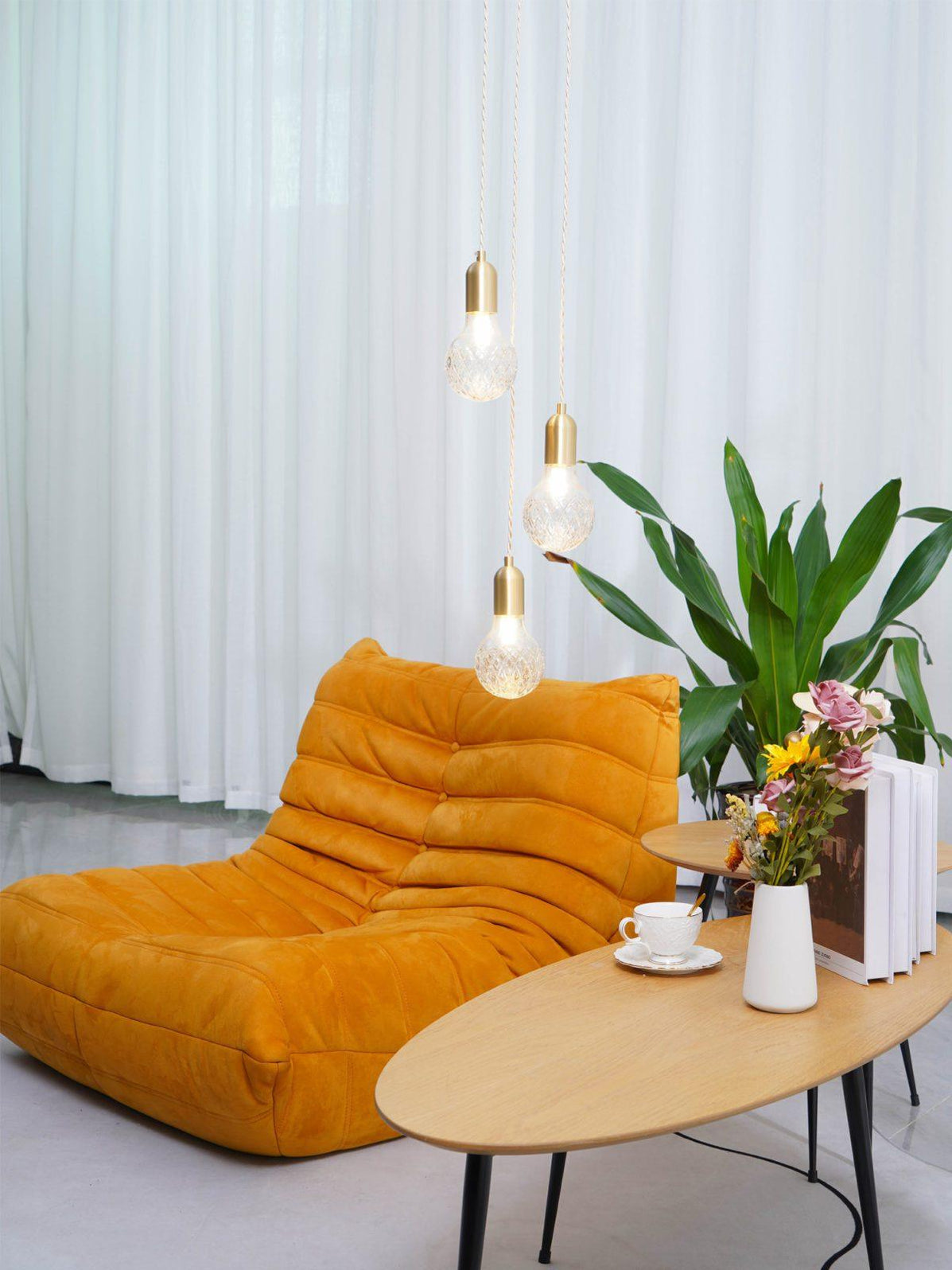 Crystal Bulb LED Pendant Lamp — Mooiehome