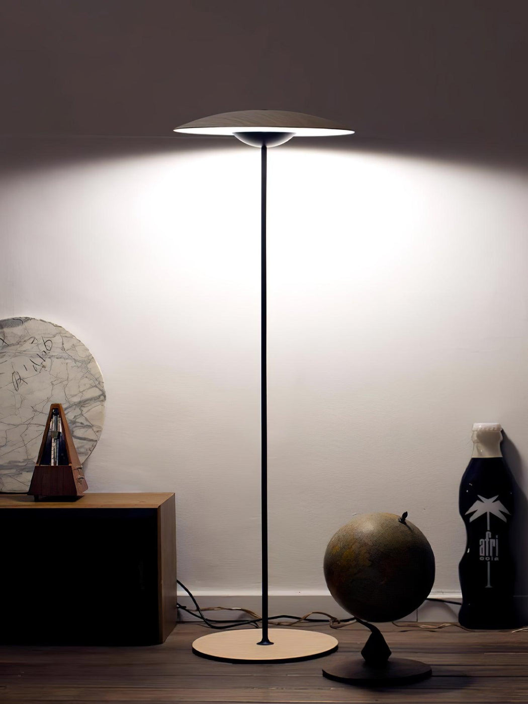Directional Floor Lamp — Mooiehome