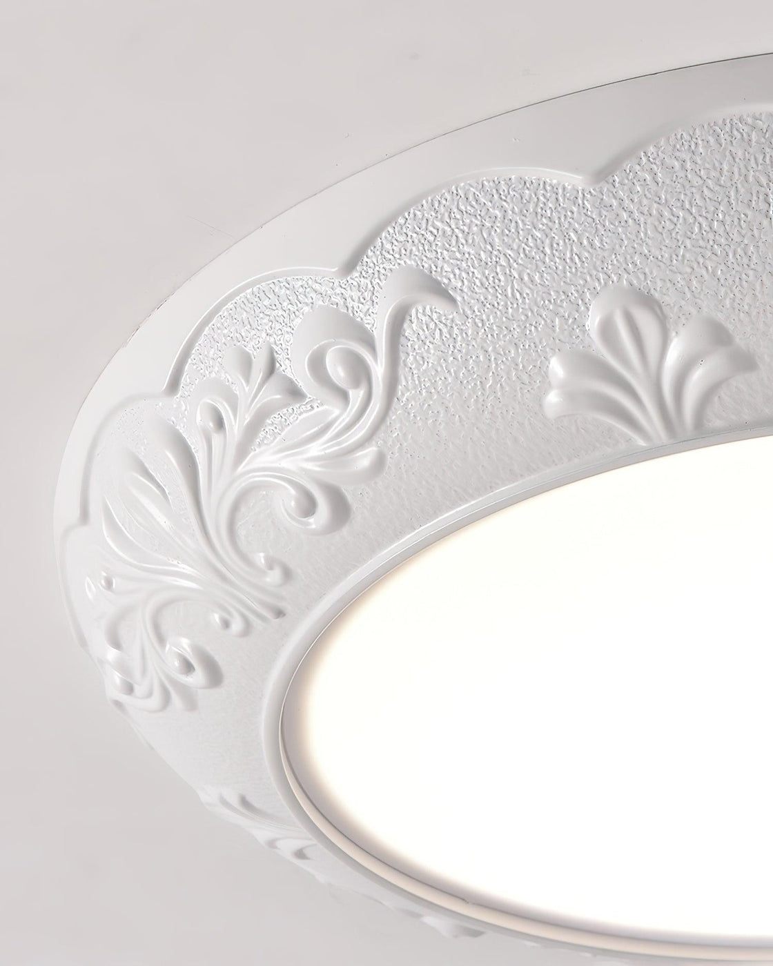 Embossed Ceiling Lamp — Mooiehome