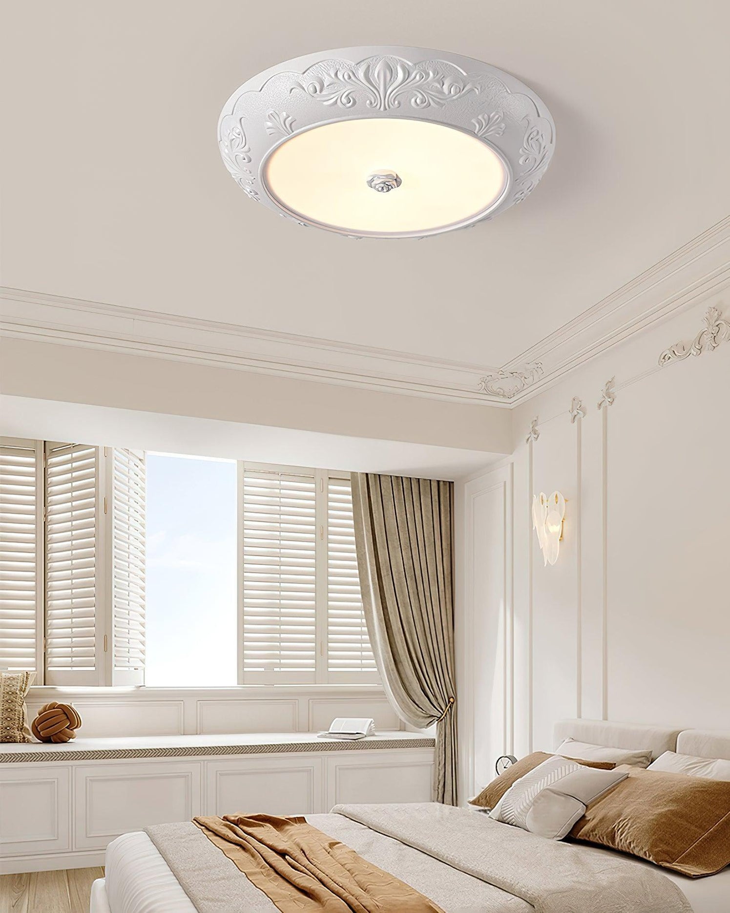 Embossed Ceiling Lamp — Mooiehome