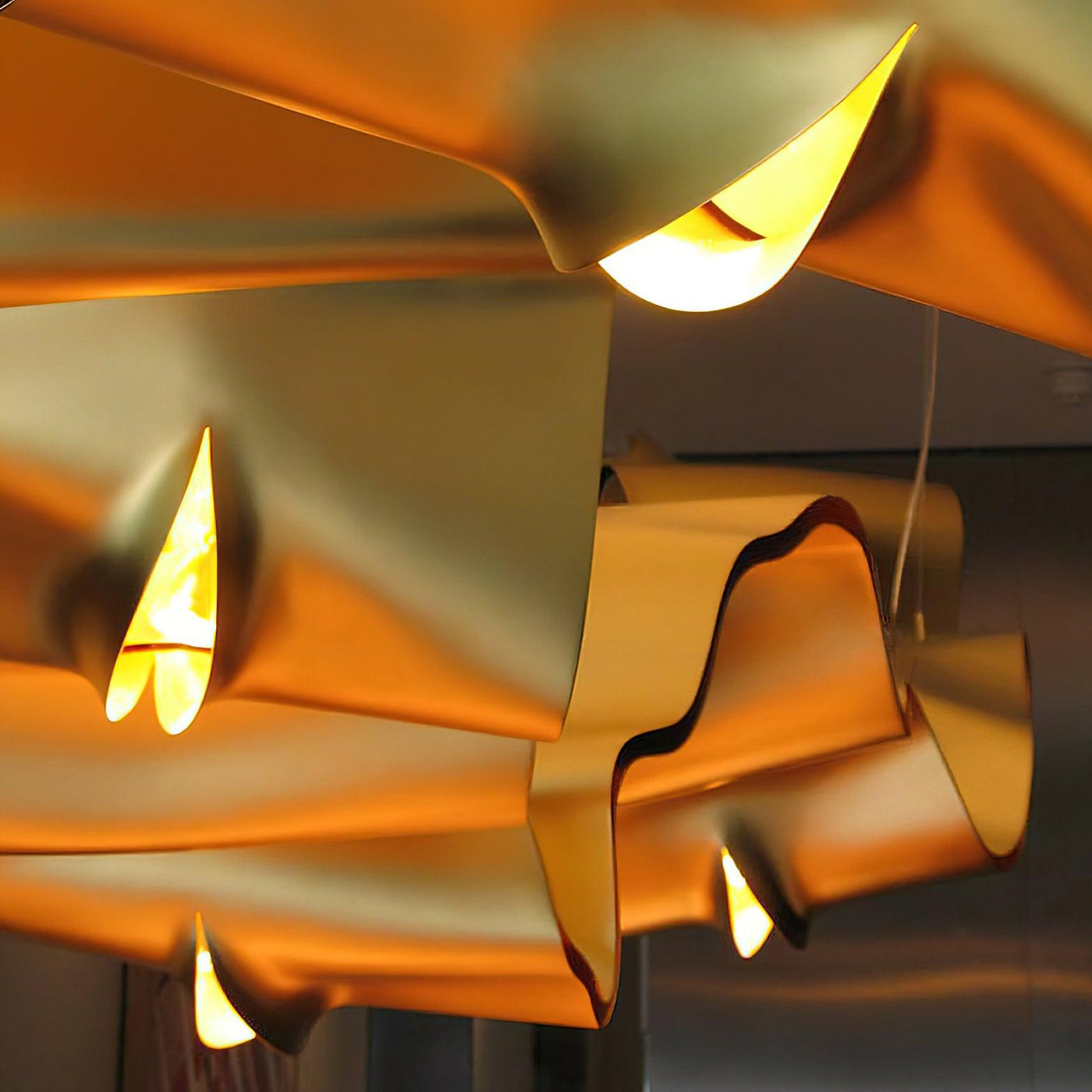 Gold Ribbon Chandelier — Mooiehome
