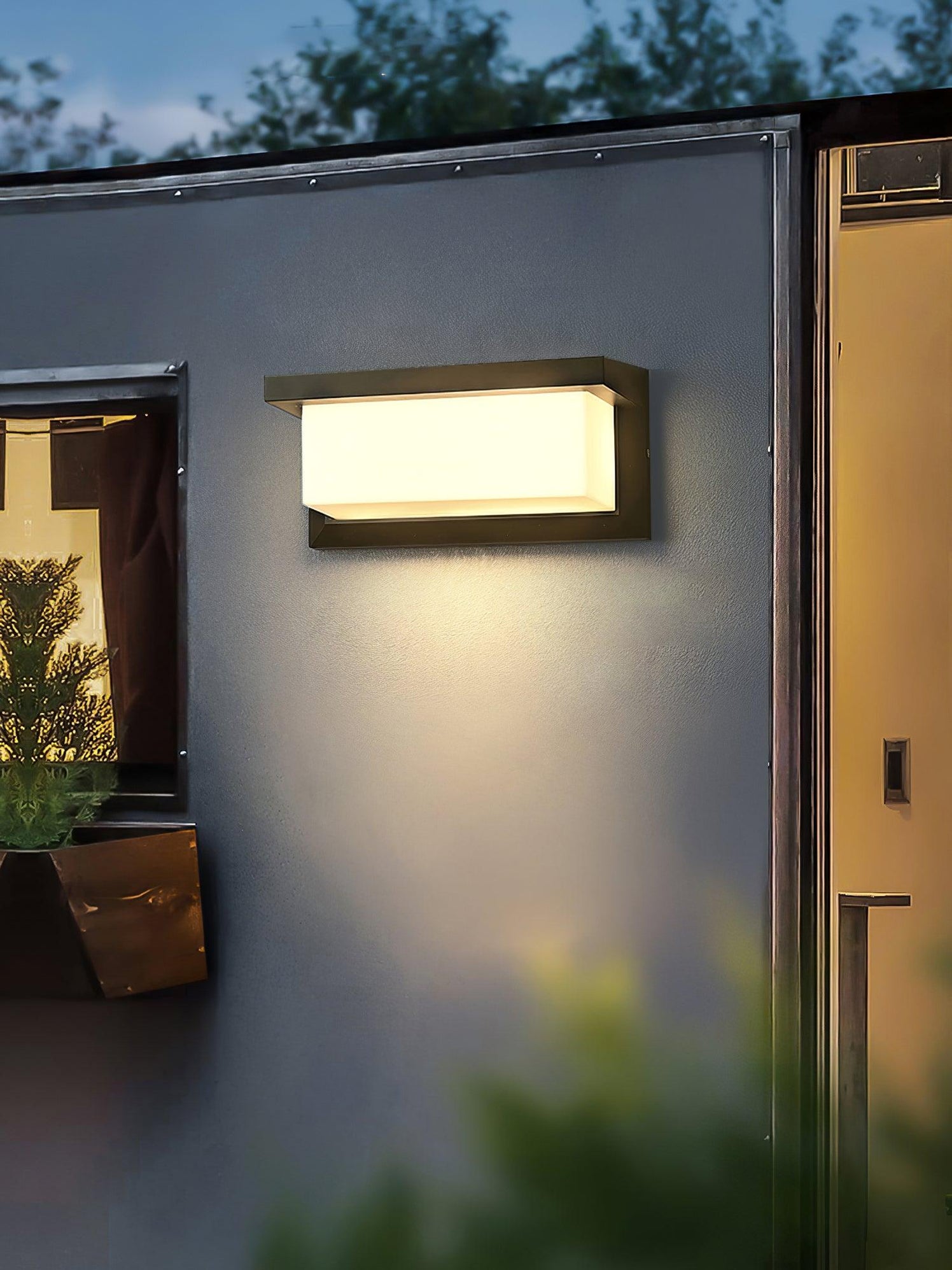 Horizontal LED Outdoor Light — Mooiehome