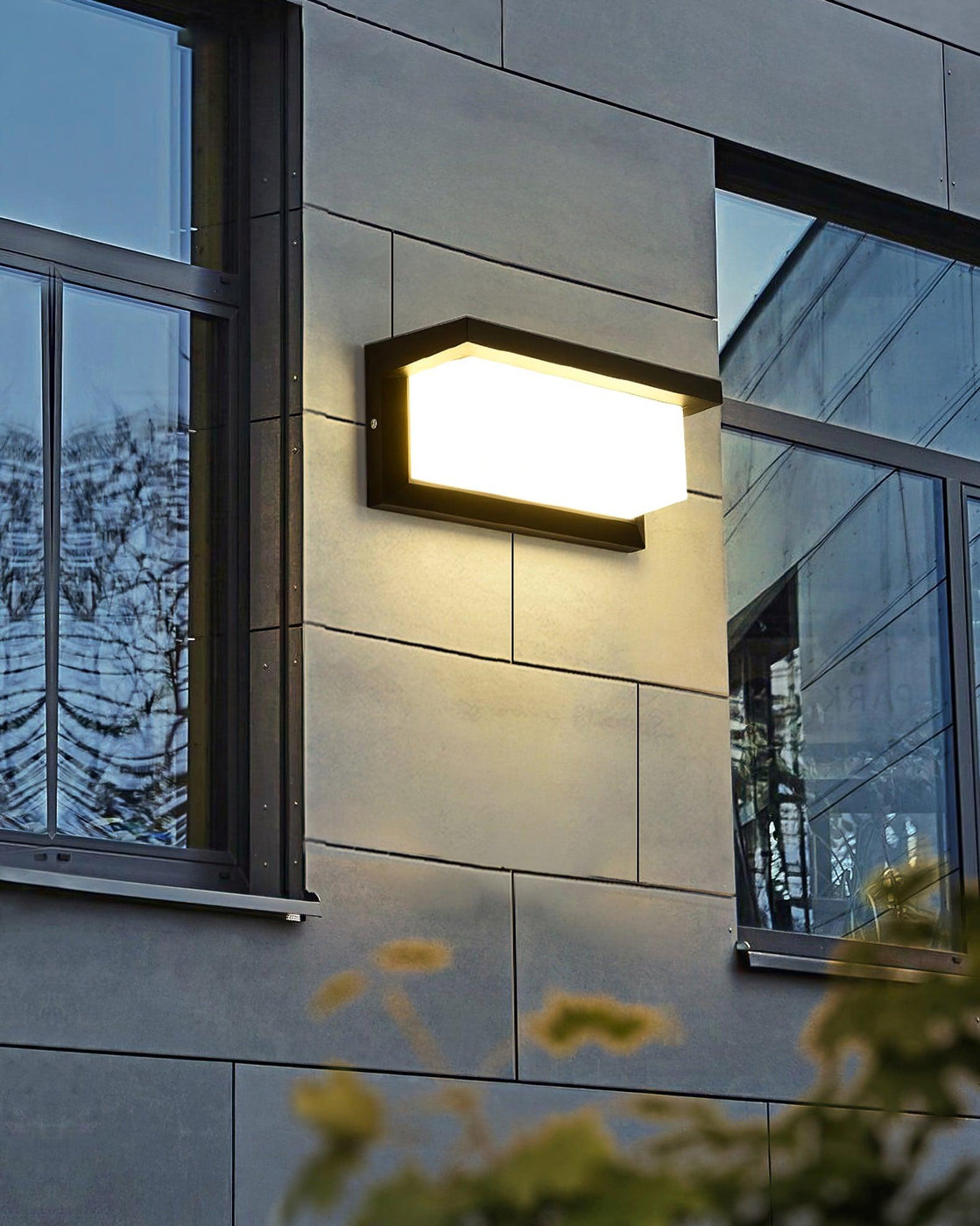 Horizontal LED Outdoor Light — Mooiehome