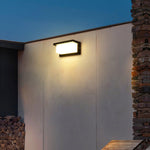 Horizontal LED Outdoor Light — Mooiehome