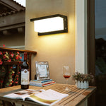Horizontal LED Outdoor Light — Mooiehome