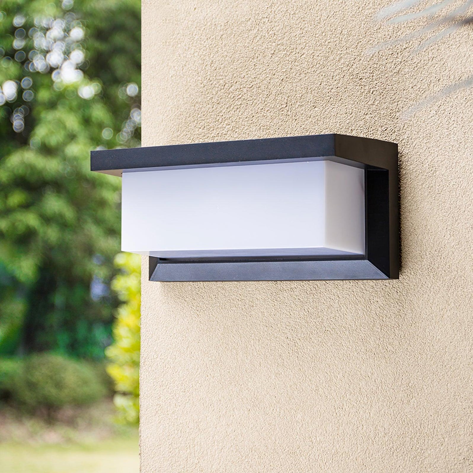 Horizontal LED Outdoor Light — Mooiehome
