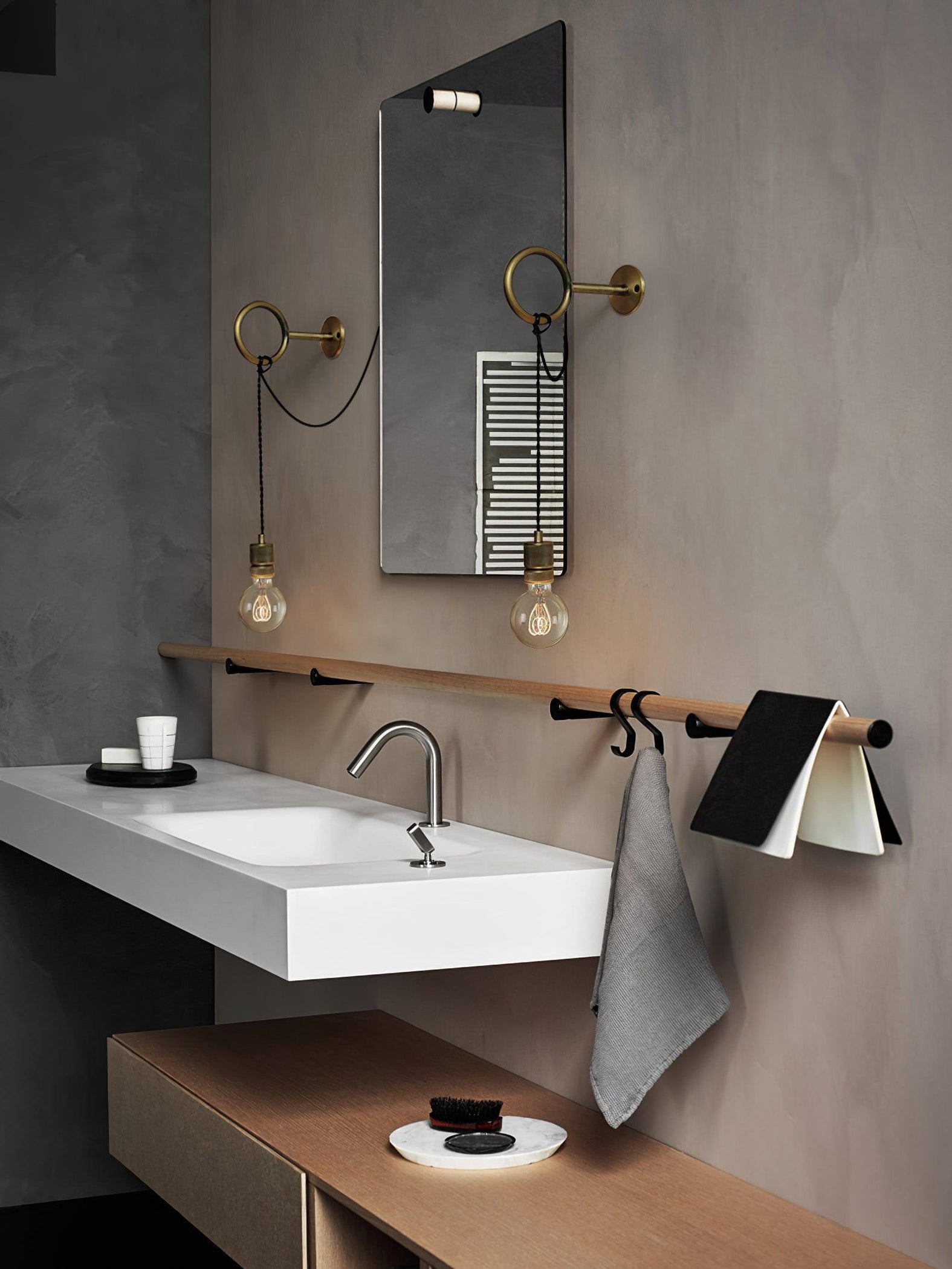 Industrial Spider Chandelier — Mooiehome