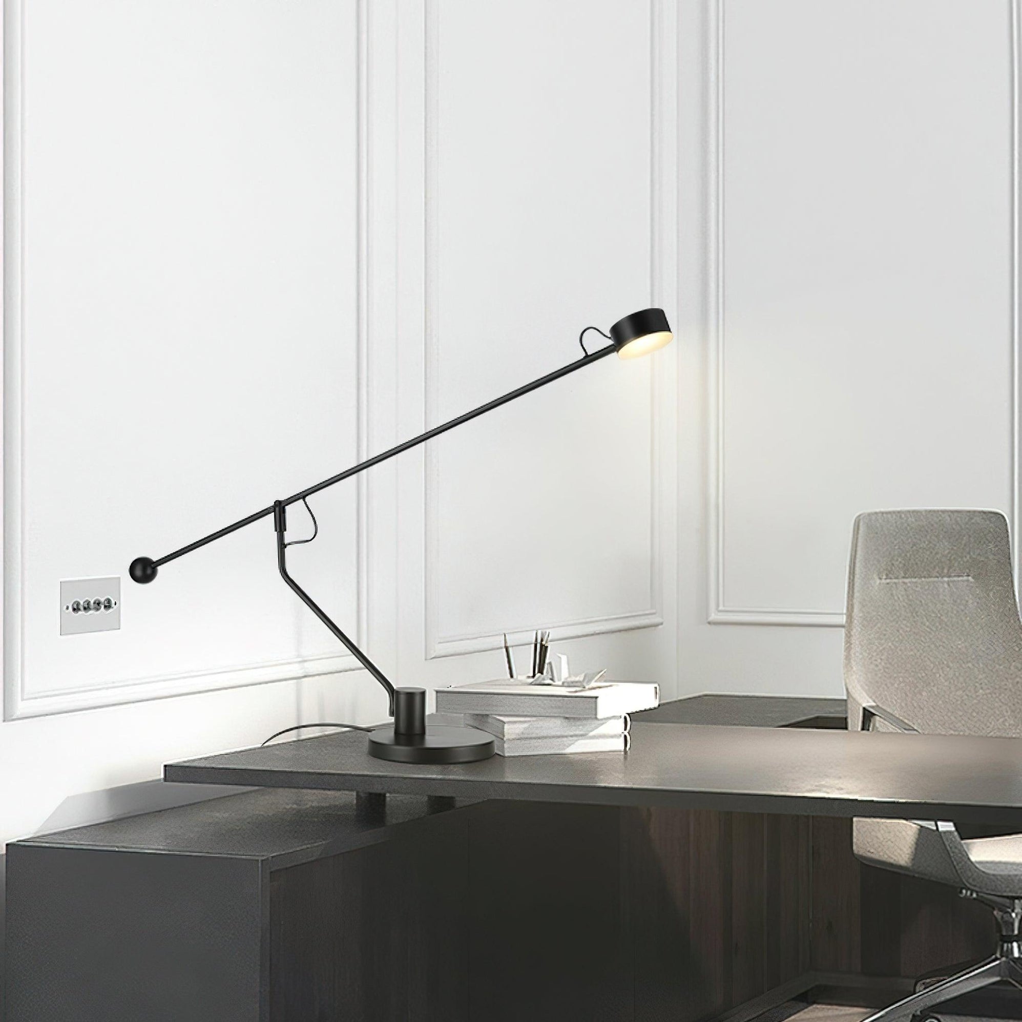 Shadow Pole Table Lamp 42.1" — Mooiehome